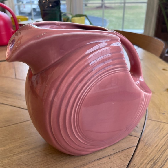 Fiestaware | Kitchen | Vintage 64oz Fiesta Disc Pitcher | Poshmark